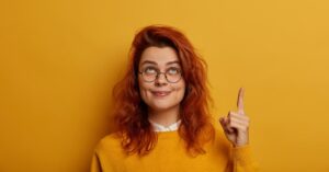 Como recuperar o cabelo desbotado: 3 dicas + cuidados para não desbotar