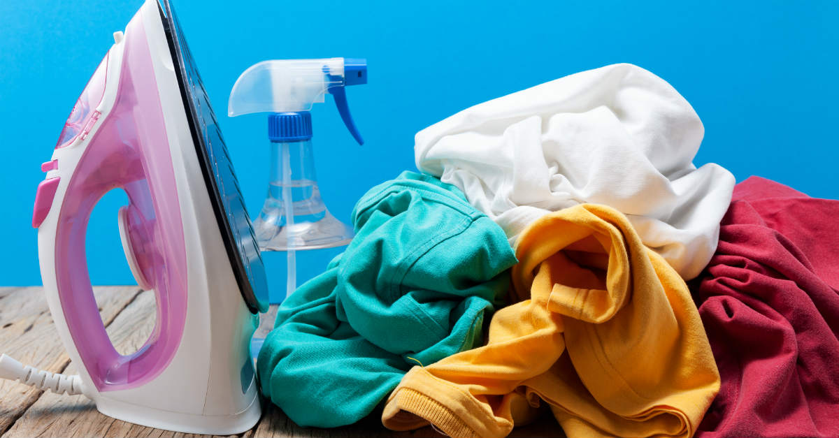 Passe Bem caseiro: 4 opções para fazer água de passar roupa