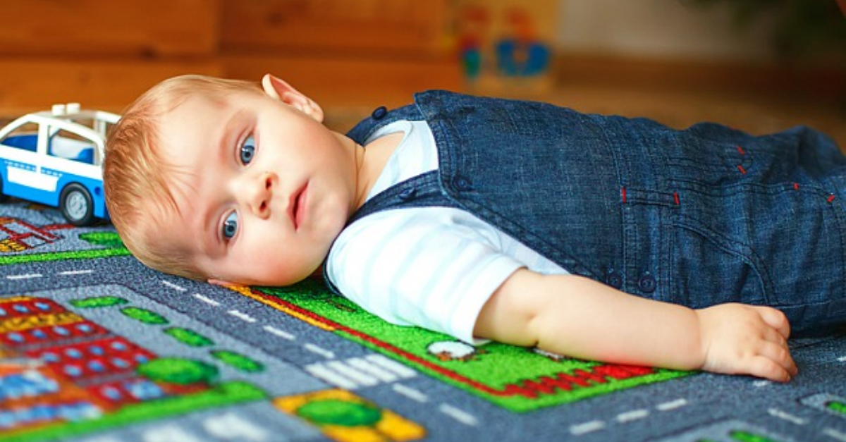 Sintomas de autismo em bebê: Veja os 7 mais comuns