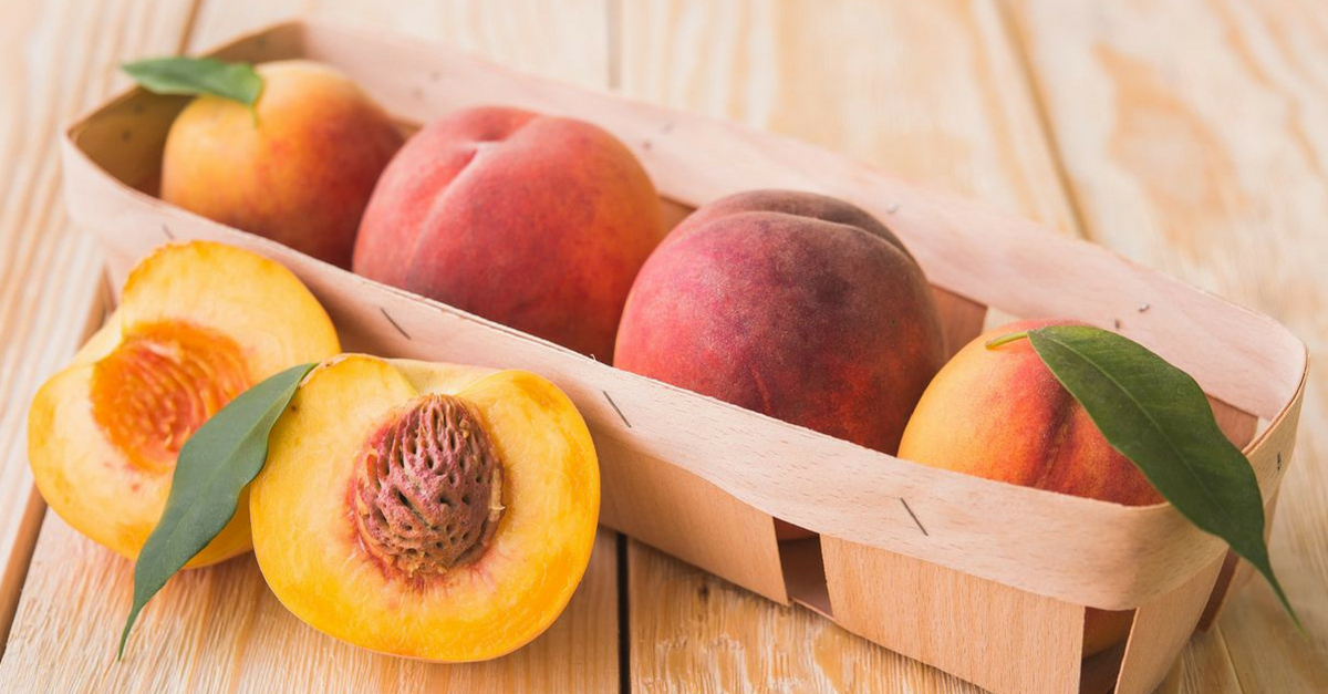 8 Benefícios do pêssego para a saúde e como consumir essa fruta