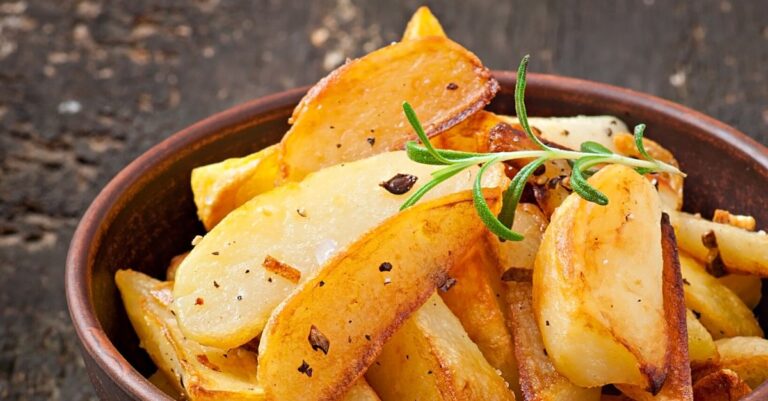 Batata canoa: 3 receitas dessa delícia para petiscar