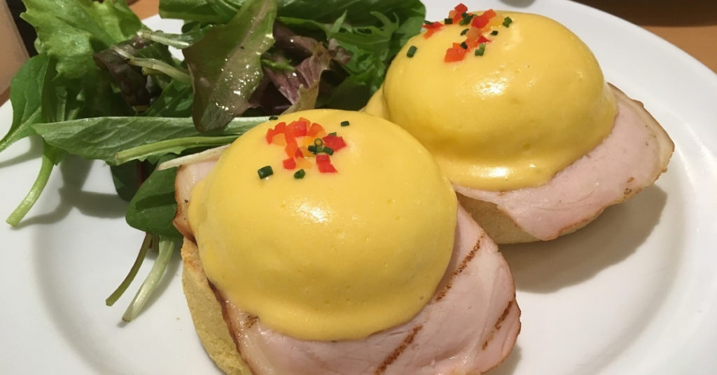 7 Receitas de ovos benedict para uma refeição reforçada