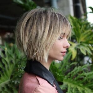 Cortes de Cabelo Liso: 8 ideias LINDAS para se inspirar a mudar o visual