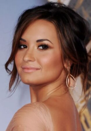 11 Melhores cortes de cabelo para quem tem testa grande