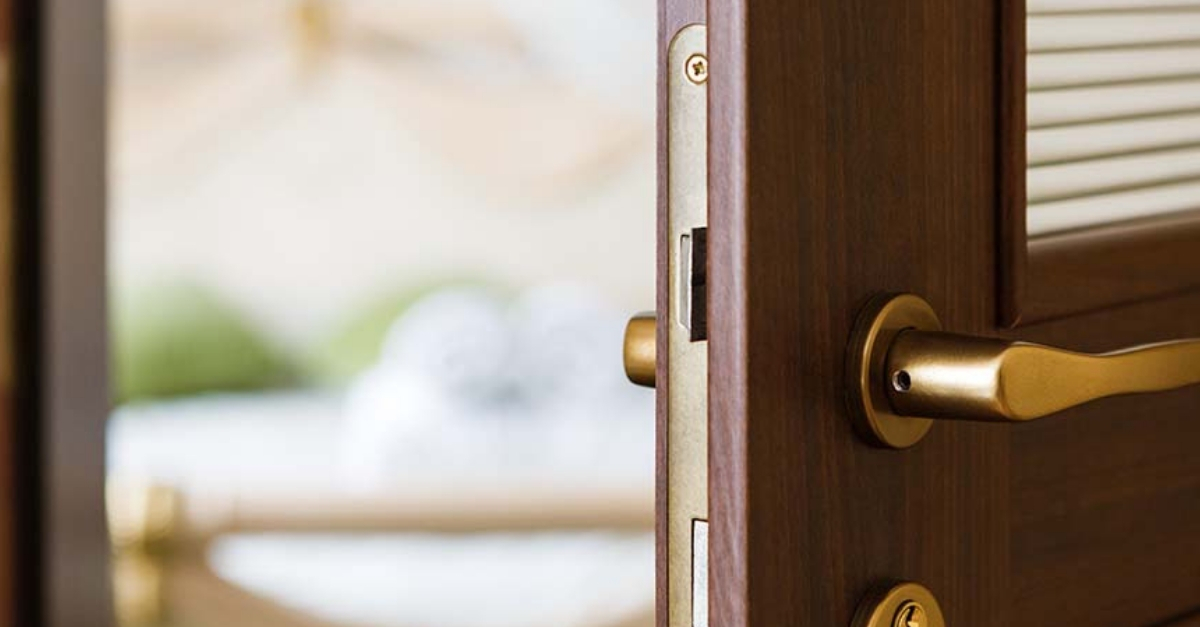 Fechar a porta do quarto para dormir pode garantir sua segurança