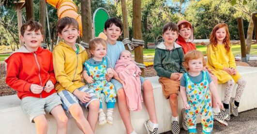 Mãe de 8 filhos pequenos agora é mãe de 9: conheça a família Dunstan