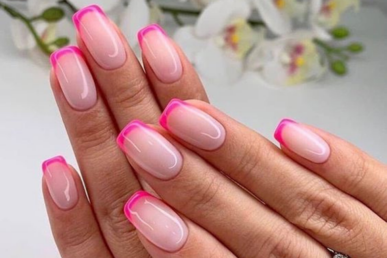 Veja 15 modelos de francesinha rosa para se inspirar