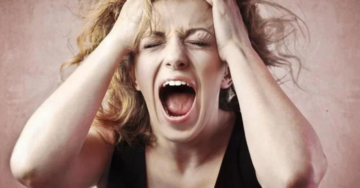 Terapia primal: gritar pode ajudar a aliviar o estresse e a raiva?