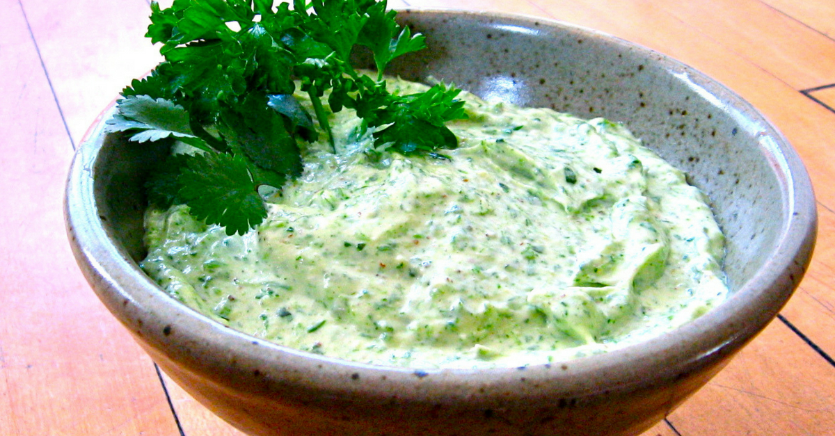 9 Receitas de maionese verde: a tradicional e opções diferenciadas
