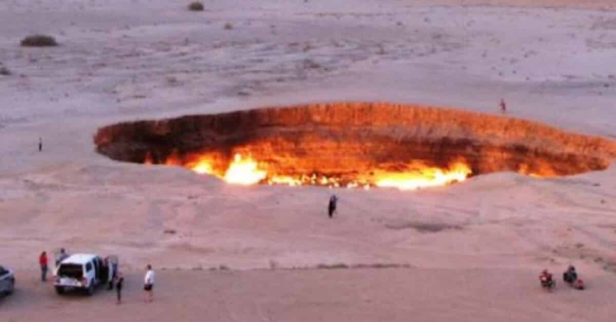 Porta do Inferno é descoberta na China!