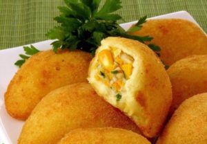 20 Receitas de risoles fritos e assados para petiscar