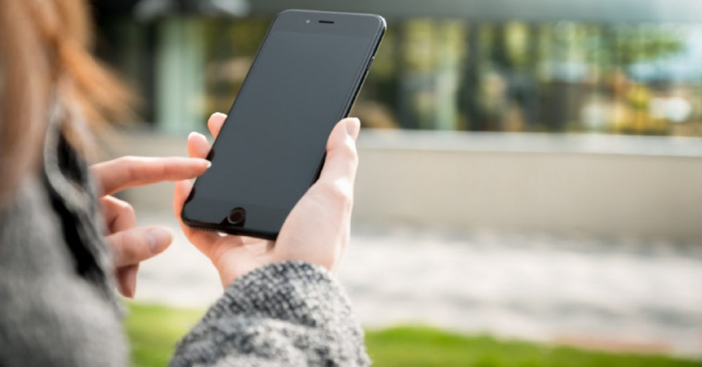 Australiana ensina a viver sem celular e sem ter que ir ao mercado