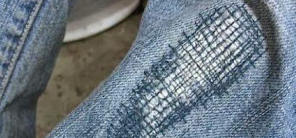 Dicas incríveis de como consertar e customizar jeans rasgado