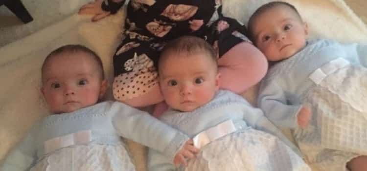 Mãe dá à luz trigêmeos idênticos