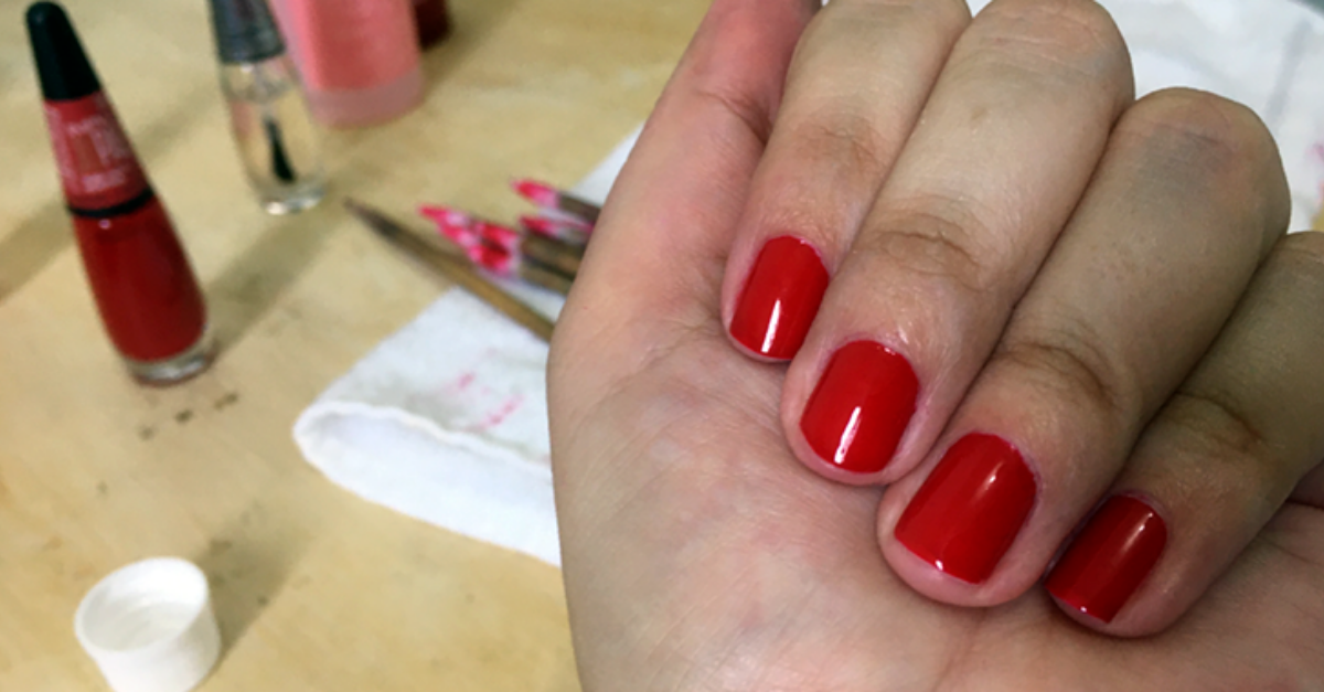 Fazer as unhas em casa: dicas de materiais e passo a passo